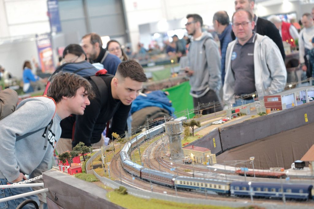 Model Expo Italy torna a Verona: modellismo, gaming e cultura pop in ...